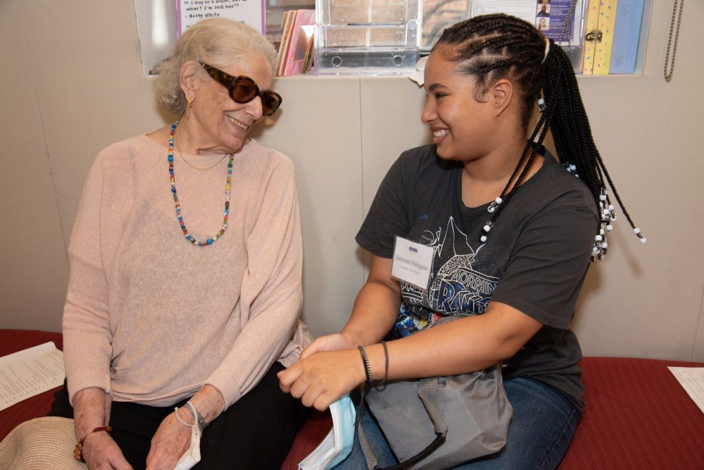 Summer Teen Internship | DOROT